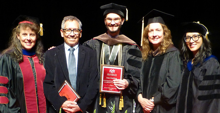 Alumnus Dan Darling Headlines English Commencement – English News & Notes